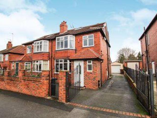 4 Bedrooms Semi detached house for sale in Woodland Hill, Leeds LS15