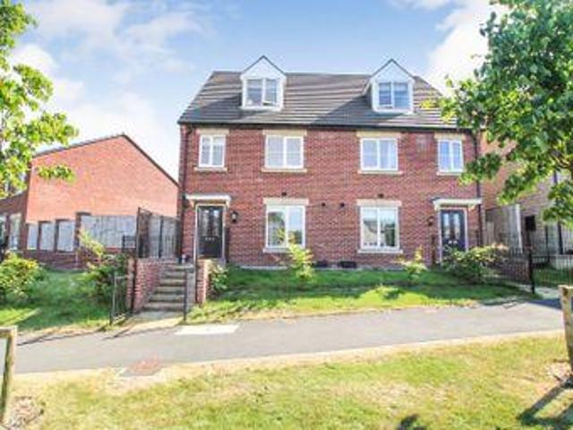 4 Bedrooms Semi detached house for sale in Woodlands Way, Leeds LS14