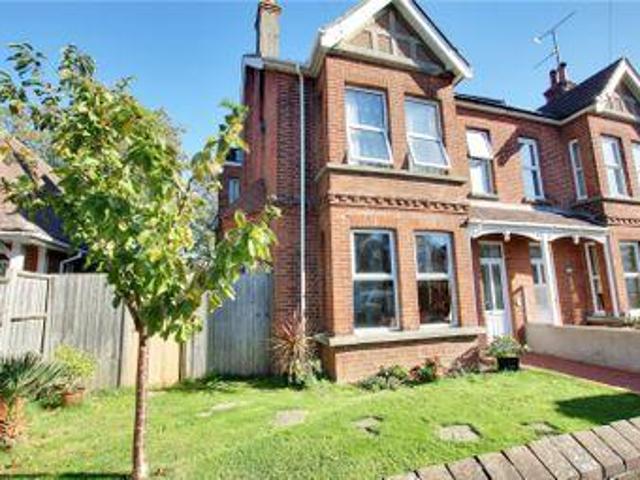 4 Bedrooms Semi detached house for sale in Woodlea Road, Tarring, Worthing, West Sussex BN13