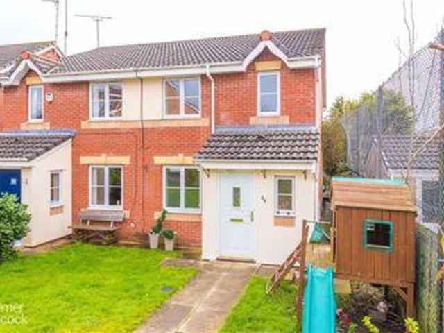 4 Bedrooms Semi detached house for sale in Wayfarers Drive, Tyldesley, Manchester M29
