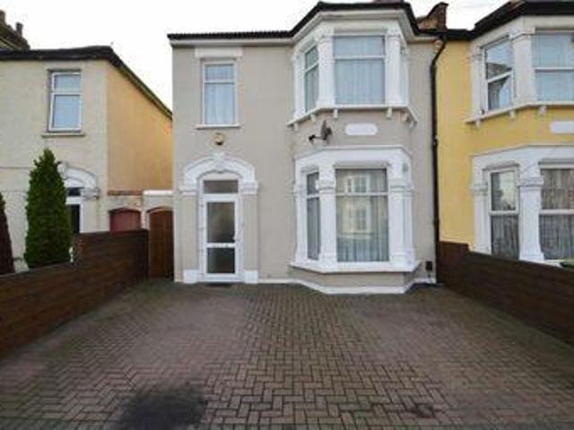 4 Bedrooms Semi detached house for sale in Wanstead Park Road, Ilford, Essex IG1