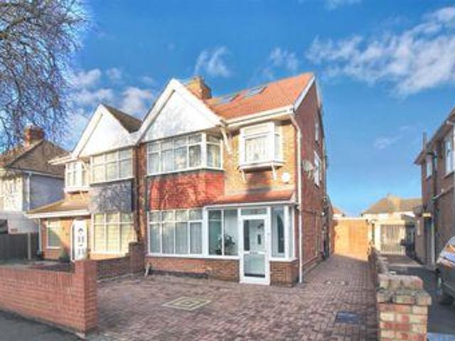 4 Bedrooms Semi detached house for sale in Warley Avenue, Hayes UB4