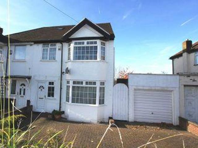 4 Bedrooms Semi detached house for sale in Warwick Avenue, Edgware, Greater London. HA8