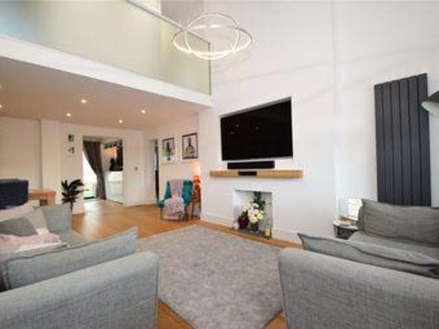 4 Bedrooms Semi detached house for sale in Westell Close, Baldock, Hertfordshire SG7