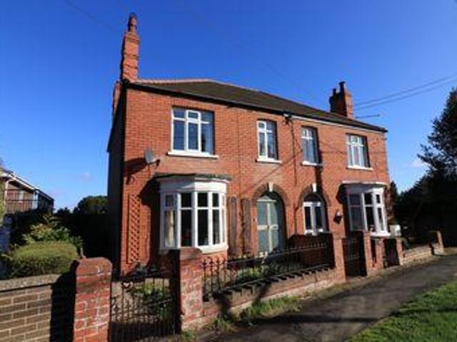 4 Bedrooms Semi detached house for sale in Westfield Road, Barton Upon Humber DN18