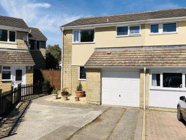 4 Bedrooms Semi detached house for sale in Westwood Drive, Frome BA11