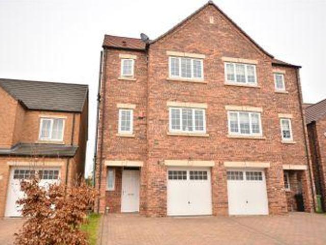 4 Bedrooms Semi detached house for sale in Willow Grove, Leeds LS14