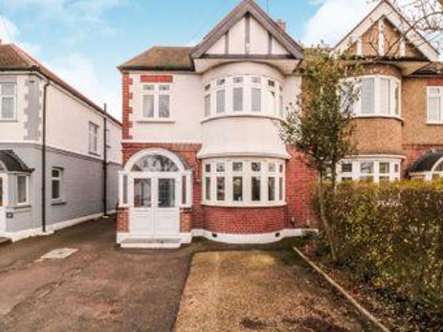 4 Bedrooms Semi detached house for sale in Willow Road, Enfield EN1