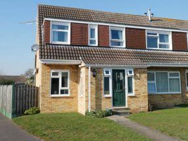4 Bedrooms Semi detached house for sale in Windsor Drive, Wigginton, York YO32