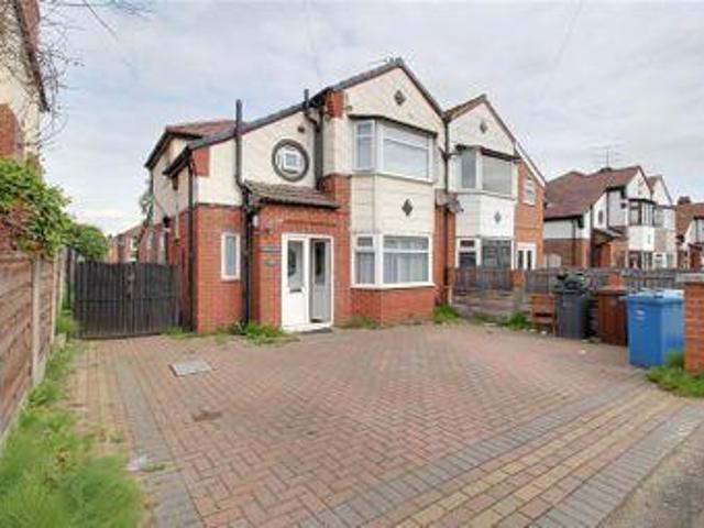 4 Bedrooms Semi detached house for sale in Windsor Road, Prestwich, Manchester M25