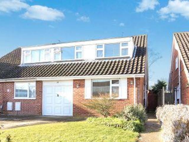 4 Bedrooms Semi detached house for sale in Telford Crescent, Woodley, Reading, Berkshire RG5
