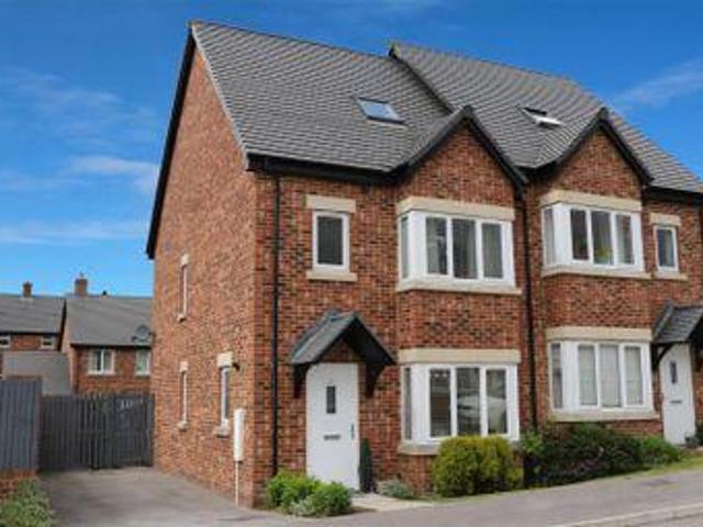 4 Bedrooms Semi detached house for sale in Tesla Lane, Guiseley, Leeds LS20