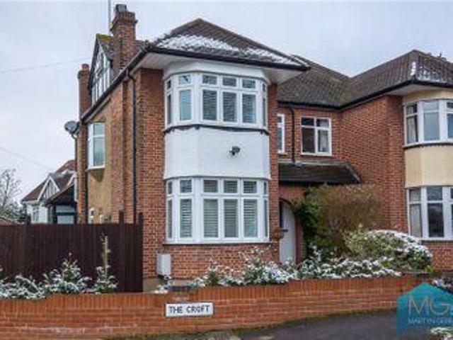 4 Bedrooms Semi detached house for sale in The Croft, High Barnet, Hertfordshire EN5