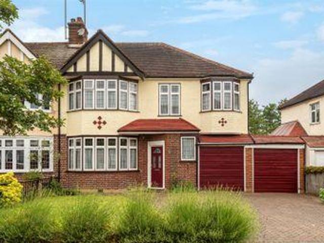 4 Bedrooms Semi detached house for sale in The Fairway, New Barnet, Barnet EN5