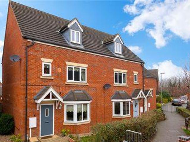 4 Bedrooms Semi detached house for sale in The Gateway, Newark NG24