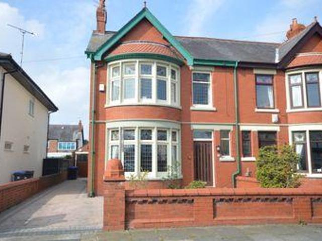 4 Bedrooms Semi detached house for sale in Third Avenue, Blackpool FY4