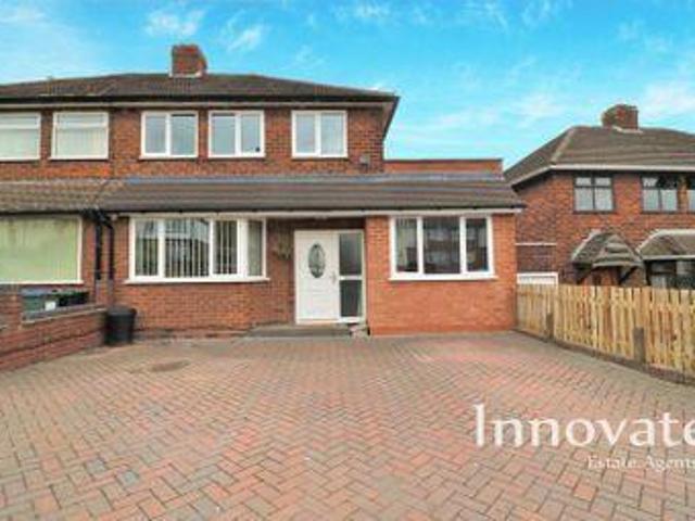 4 Bedrooms Semi detached house for sale in Throne Road, Rowley Regis B65