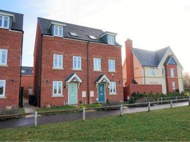 4 Bedrooms Semi detached house for sale in Trinity Way, Papworth Everard, Cambridge CB23