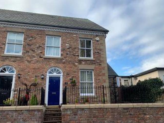 4 Bedrooms Semi detached house for sale in Trinity Gardens, Frodsham WA6