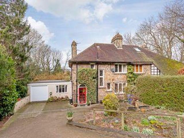 4 Bedrooms Semi detached house for sale in Twentywell Lane, Sheffield S17