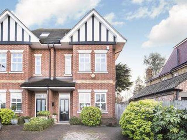 4 Bedrooms Semi detached house for sale in Upper Richmond Road West, Richmond TW10