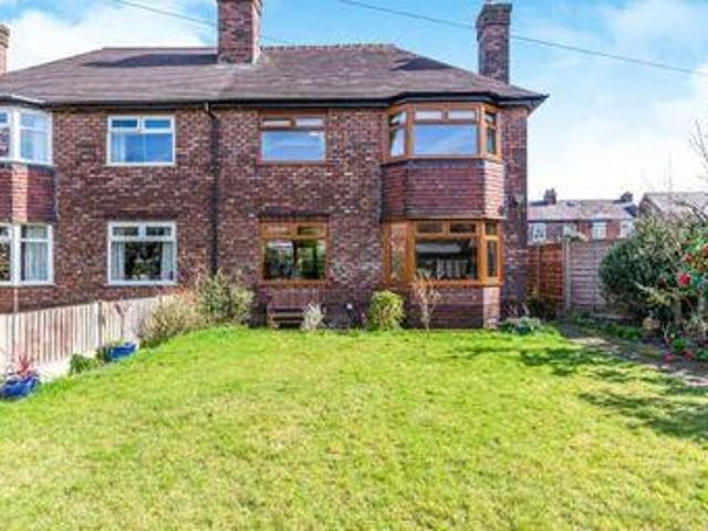 4 Bedrooms Semi detached house for sale in Vicarage Walk, Stockton Heath, Warrington, Cheshire WA4
