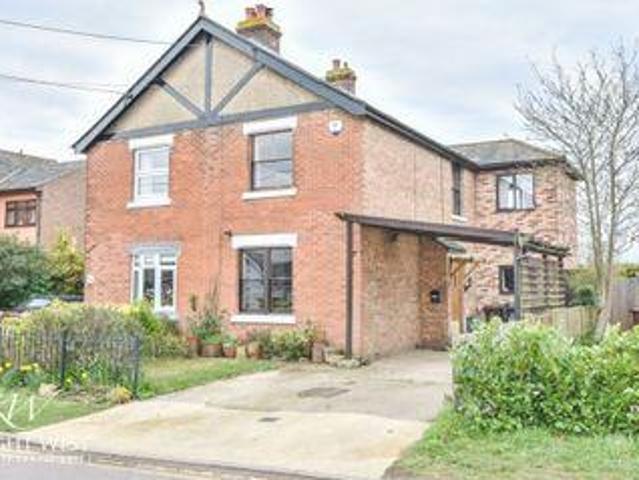 4 Bedrooms Semi detached house for sale in Villa Road, Stanway, Colchester, Essex CO3