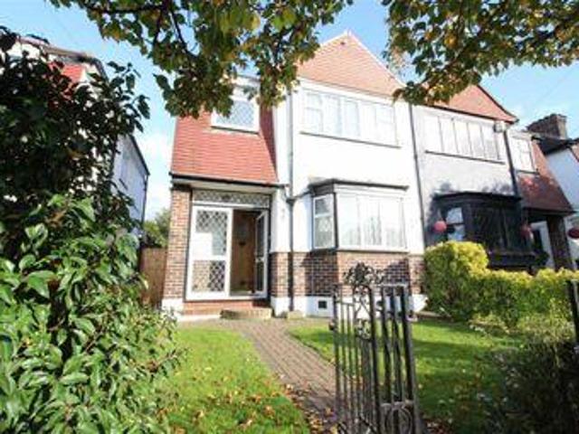 4 Bedrooms Semi detached house for sale in Village Way, Beckenham BR3