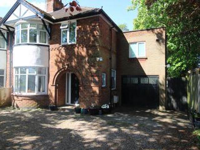 4 Bedrooms Semi detached house for sale in York Road, Haxby, York YO32