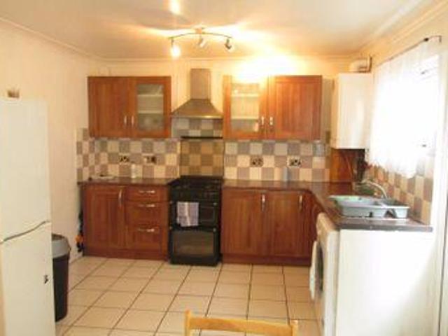 4 Bedrooms Terraced house for rent in Malmesbury Terrace, London E16