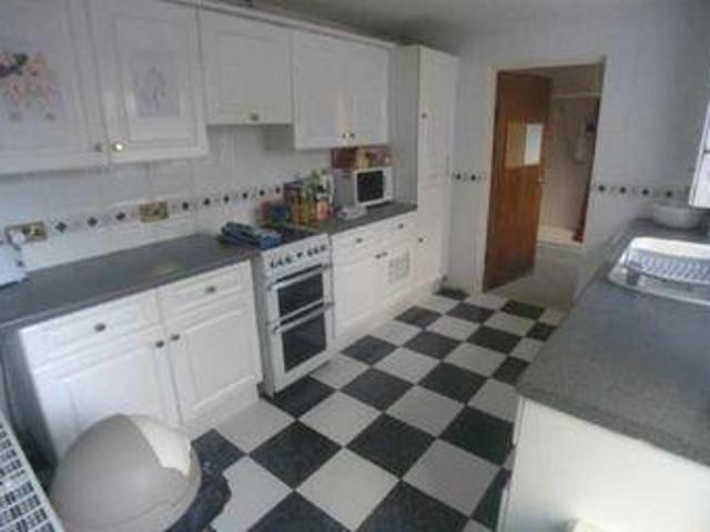 4 Bedrooms Terraced house for rent in Manor Street, Cardiff CF14