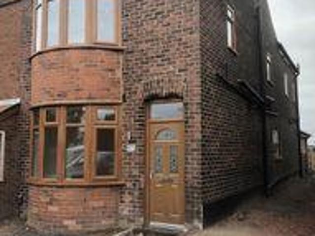 4 Bedrooms Terraced house for rent in Manchester Road, Westhoughton, Bolton BL5