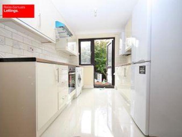 4 Bedrooms Terraced house for rent in Manchester Road, Isle Of Dogs E14