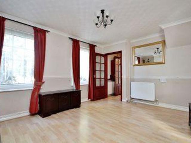4 Bedrooms Terraced house for rent in Mascalls Road, London SE7