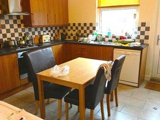 4 Bedrooms Terraced house for rent in Mayville Street, Leeds LS6