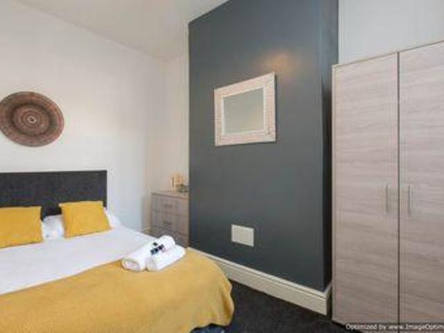 4 Bedrooms Terraced house for rent in Newlands Street, Stoke On Trent ST4