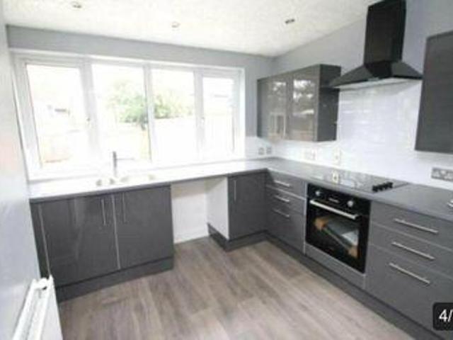 4 Bedrooms Terraced house for rent in Norbury Court Road, Norbury SW16