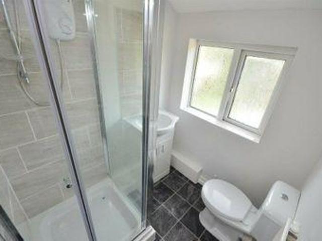 4 Bedrooms Terraced house for rent in Norbury Crt Rd, Norbury SW16