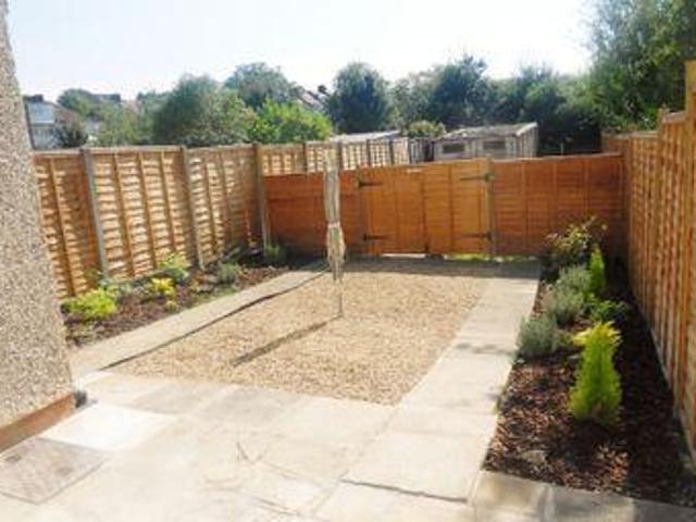 4 Bedrooms Terraced house for rent in Osidge Lane, Southgate N14