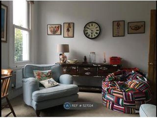 4 Bedrooms Terraced house for rent in Avarn Road, London SW17