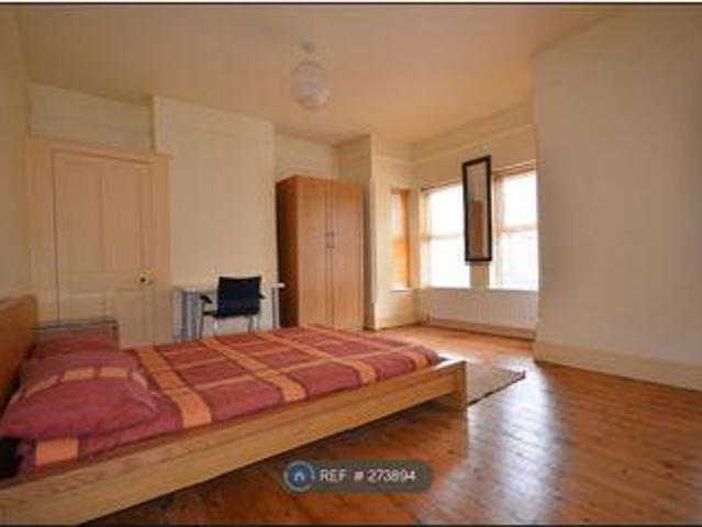 4 Bedrooms Terraced house for rent in Ashburnham Road, Luton LU1