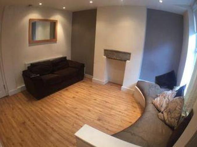 4 Bedrooms Terraced house for rent in Beamsley Mount, Leeds LS6