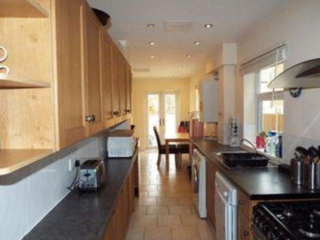 4 Bedrooms Terraced house for rent in Bournville Lane, Stirchley, Birmingham B30