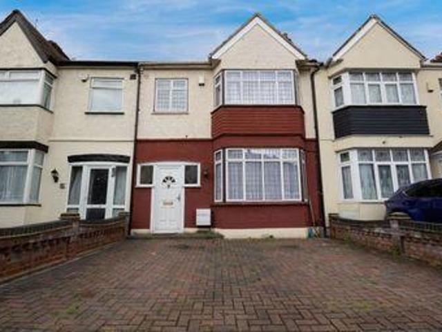 4 Bedrooms Terraced house for rent in Cambridge Road, Ilford IG3
