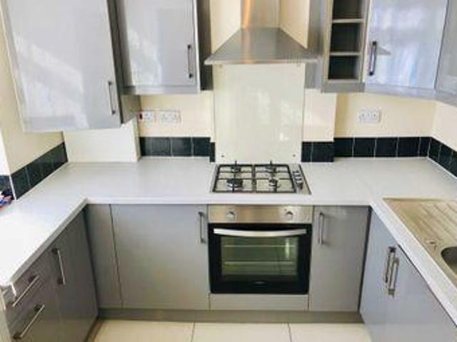 4 Bedrooms Terraced house for rent in Cambridge Road, London W7