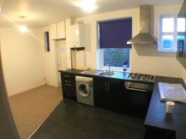 4 Bedrooms Terraced house for rent in Charlotte Road, Sheffield, South Yorkshire S2