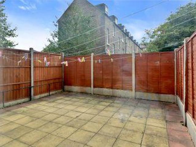 4 Bedrooms Terraced house for rent in Churchward House, Kennington, London SE17