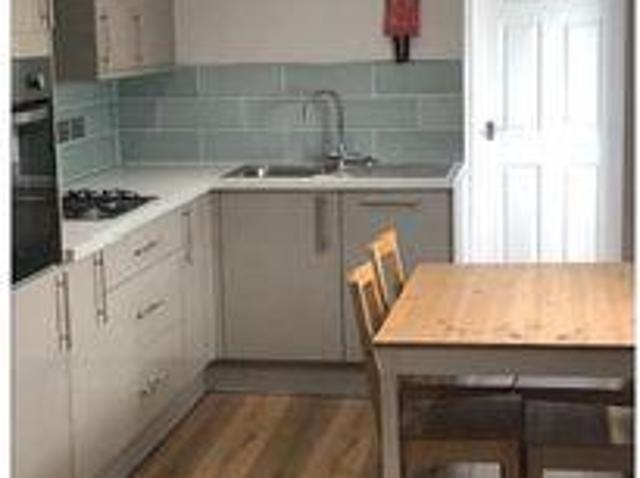 4 Bedrooms Terraced house for rent in Clifton Road, London E7