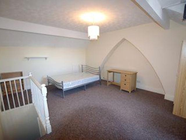 4 Bedrooms Terraced house for rent in Club Garden Road, Sheffield, South Yorkshire S11