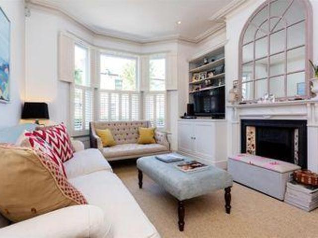 4 Bedrooms Terraced house for rent in Cobbold Road, London W12